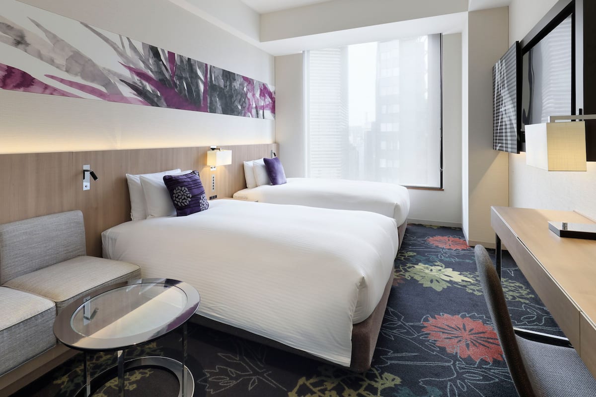 Quarto superior, para não fumantes (2 beds) | Roupas de cama premium, escrivaninha, Wi-Fi de cortesia, roupa de cama