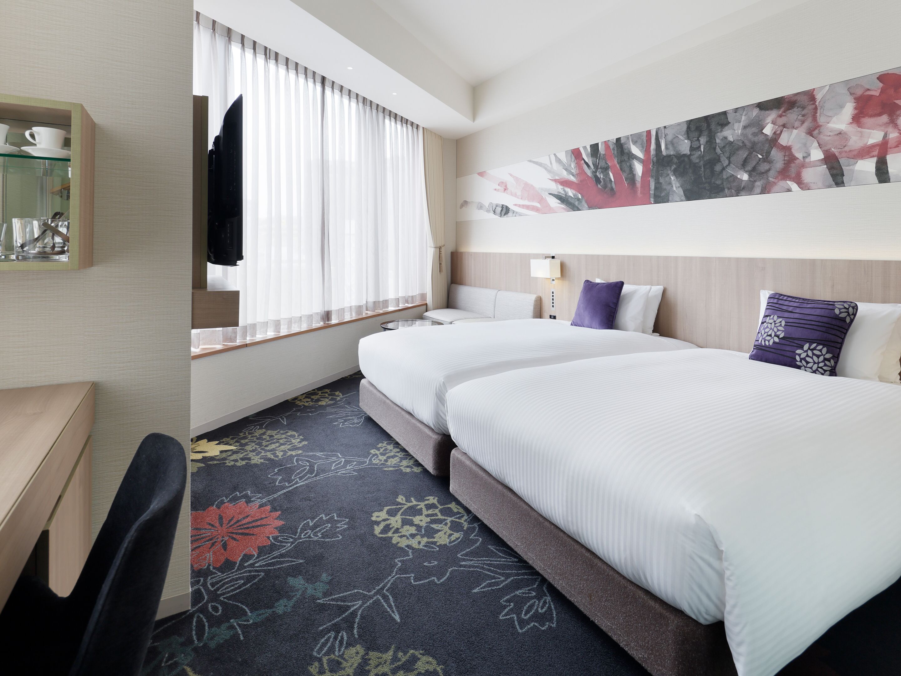 Quarto superior, para não fumantes, no canto (2 beds) | Roupas de cama premium, escrivaninha, Wi-Fi de cortesia, roupa de cama