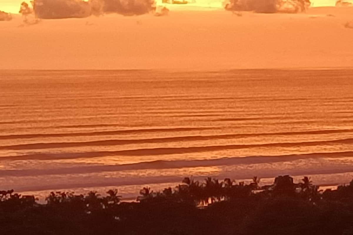 Vista para praia/oceano