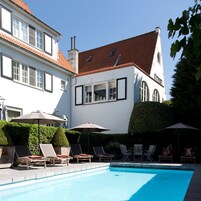 Piscina exterior sazonal 