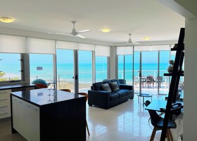 Apartamento, 2 quartos, vista parcial para o oceano | Vista do quarto