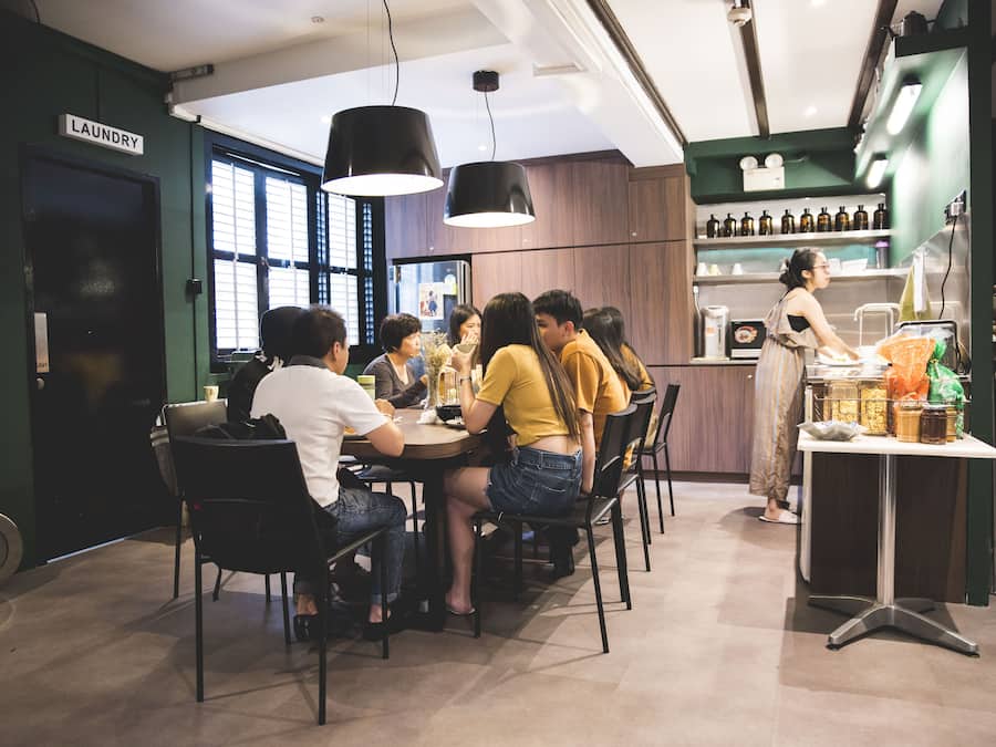 Pequeno-almoço self-service diário incluído