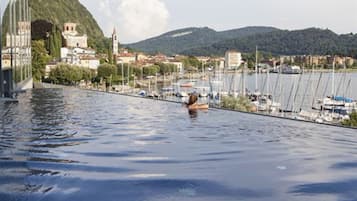 Piscina externa
