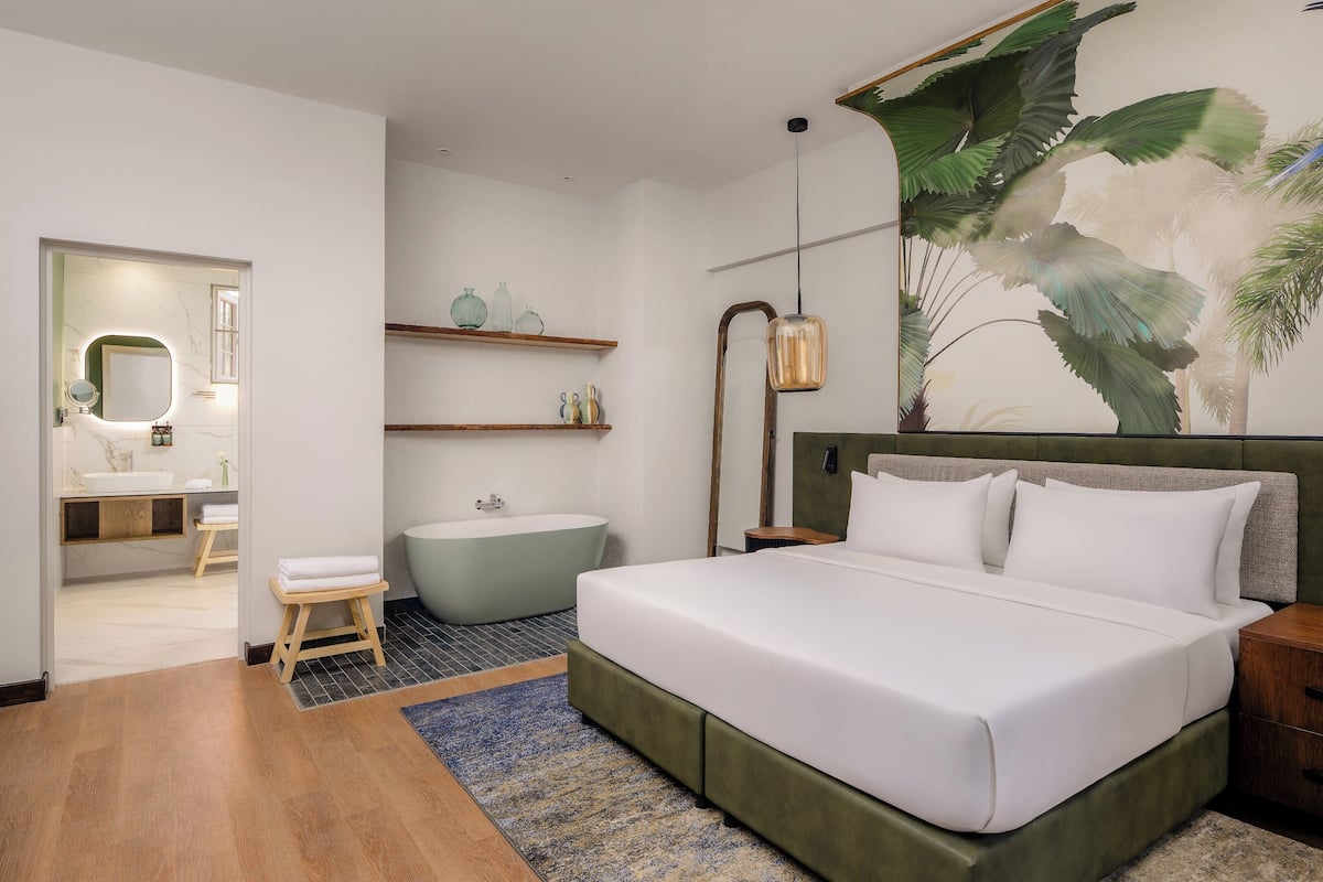 Roupas de cama premium, cofres nos quartos, individualmente decorados