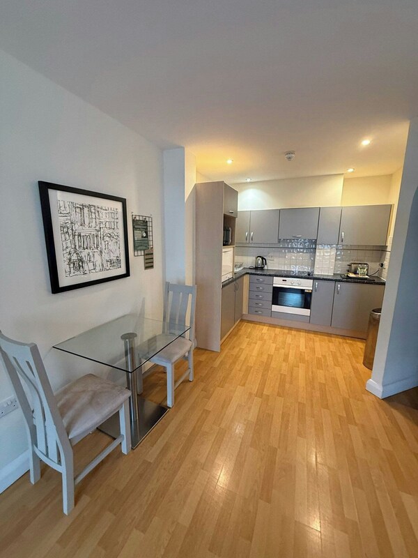 City Wall House By House Of Fisher - Reading