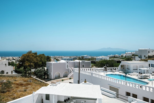 Hotel Omiros - Santorini