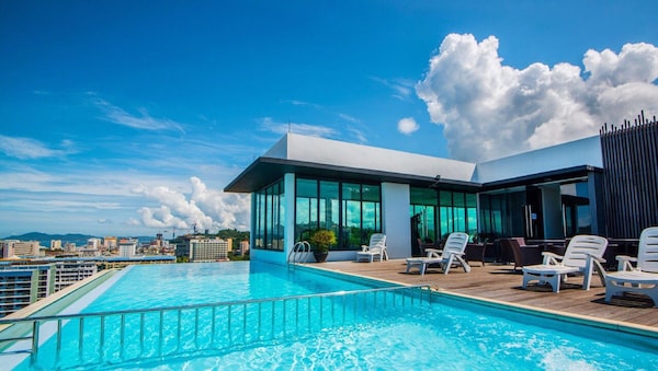 Sky Hotel Kota Kinabalu - 沙巴