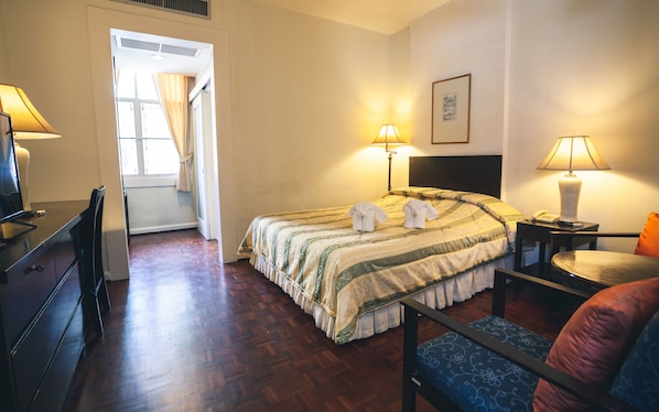 Quarto Duplo | Cofre no quarto, ferro/tábua de engomar, internet com fios grátis