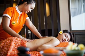 Sala(s) para tratamentos a casais, massagens 