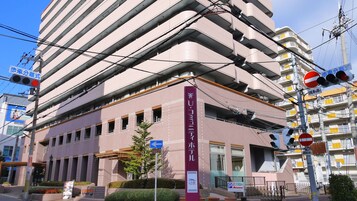 Café da manhã com buffet todos os dias mediante uma taxa