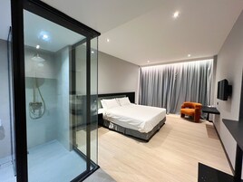 Quarto, 1 cama King (Ruby) | Cofres nos quartos, escrivaninha, ferros/tábuas de passar roupa