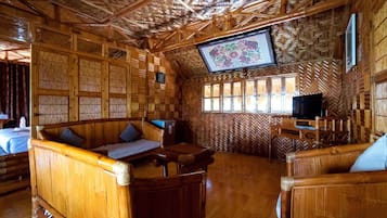 Villa, 2 quartos, vista para o oceano | Sala de estar | Televisor LED