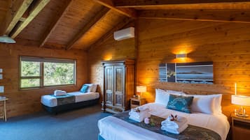Quarto Triplo | 1 quarto, ferro/tábua de engomar, Wi-fi grátis, roupa de cama fornecida