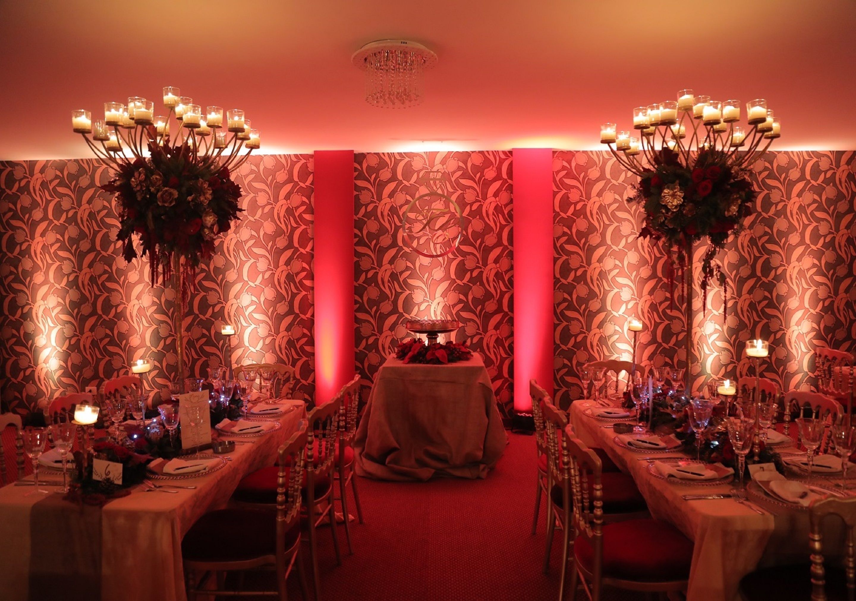 Pequenos-almoços servidos, cozinha de fusão, com vista para o oceano 