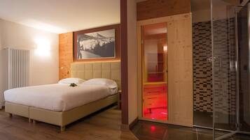 Suíte, sauna seca (Mountain) | Frigobar, cofres nos quartos, escrivaninha, quartos à prova de som