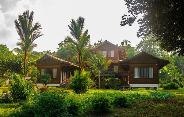 Kenaki Lodge - Cahuita