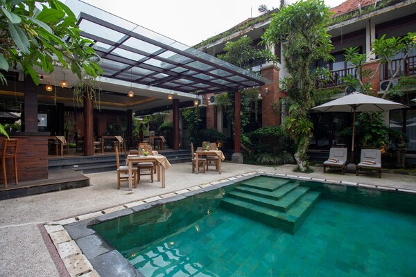 Cozy Room With Pool Access Ubud - Ubud