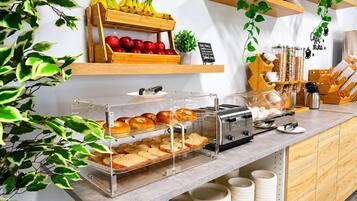 Café da manhã continental grátis todos os dias