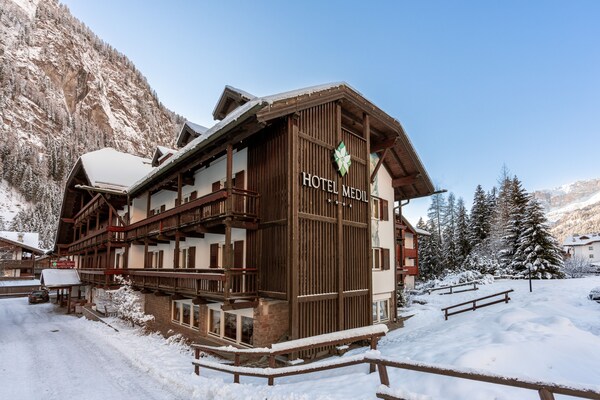 Hotel Medil - Canazei