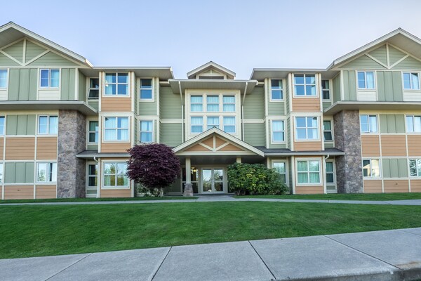 Vancouver Island University Residences - Campus Accommodation - Vancouver Island