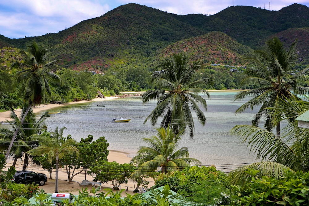 Sea View Lodge - Seychelles
