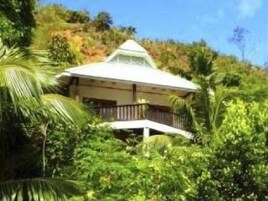 Suite, 2 quartos, vista para o mar | Lençóis de algodão egípcio, minibar, cofre no quarto 