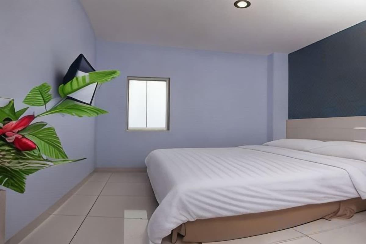 Cofres nos quartos, escrivaninha, Wi-Fi de cortesia