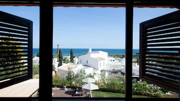 Quarto casal superior, vista para o mar | Vista para praia/oceano