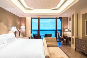 1 quarto, roupas de cama premium, frigobar, cofres nos quartos