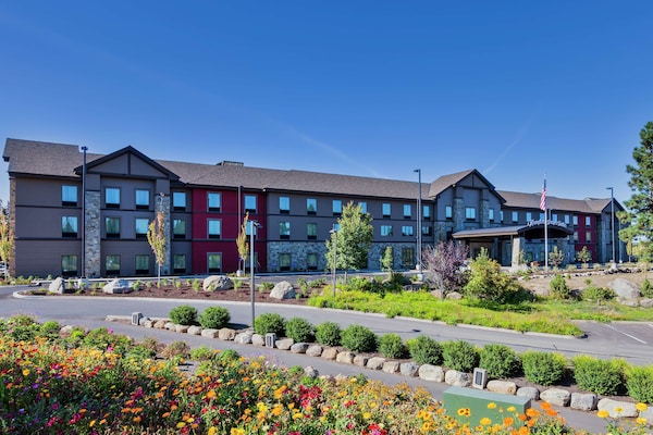 Hampton Inn & Suites Bend - Bend, OR