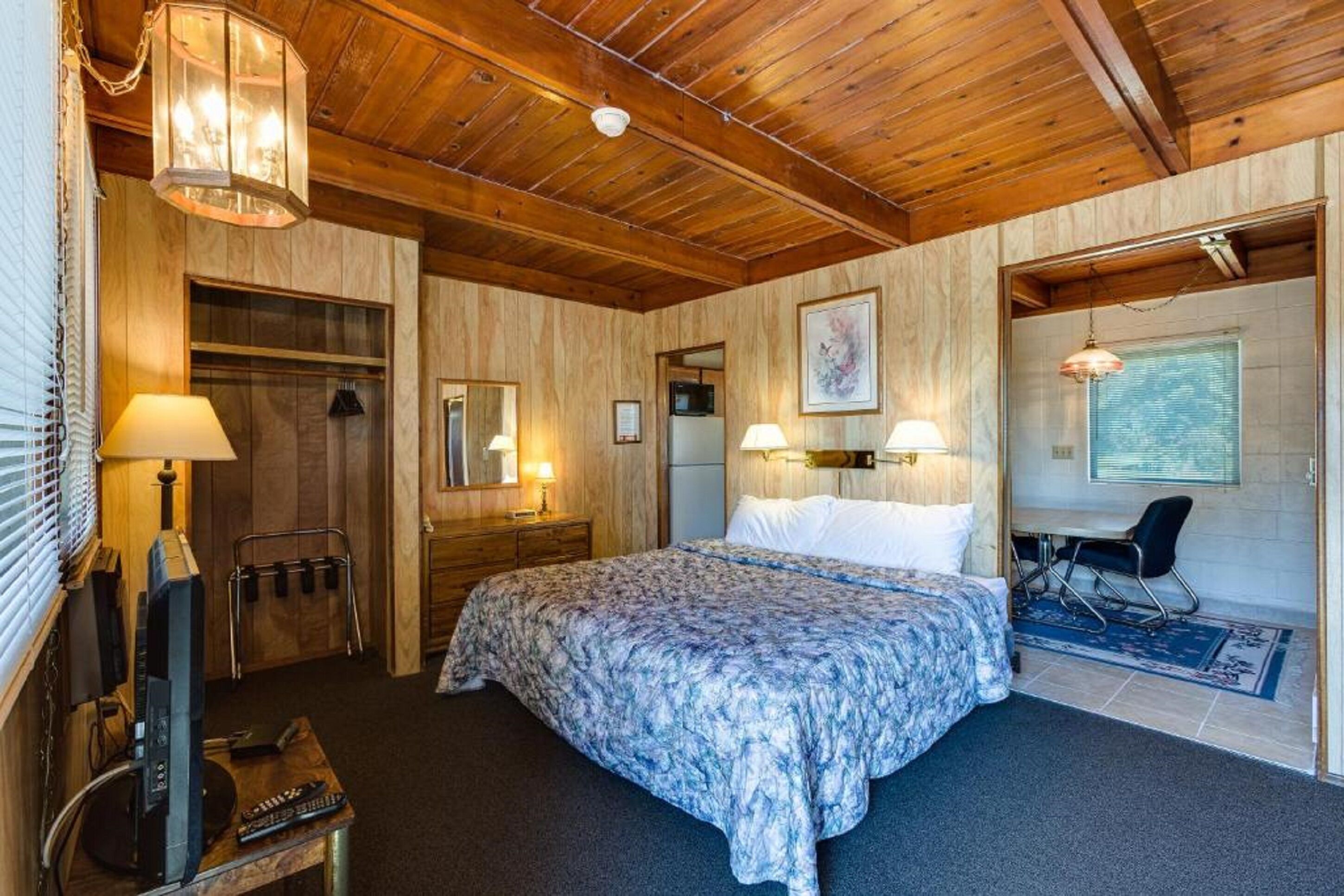 Anchor Inn Motel Reviews, Deals & Photos 2023 - Expedia.ca