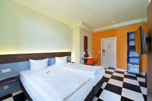 Quarto casal ou duplo design, 1 quarto, para não fumantes | 1 quarto, roupas de cama premium, cofres nos quartos