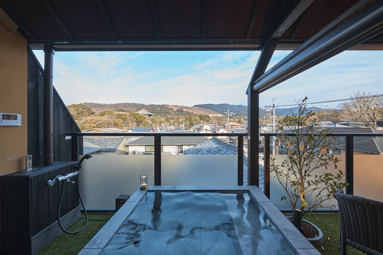 Japanese Style Room With Open-Air Bath (Room #403) : 2 meals (No Child Allowed, Check in until 7pm)  | Roupas de cama premium, edredons de pluma, cofres nos quartos