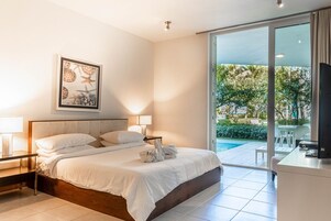 Apartamento, 3 quartos, vista para o oceano (with Private Pool) | 1 quarto, lençóis italianos Frette, roupa de alta qualidade