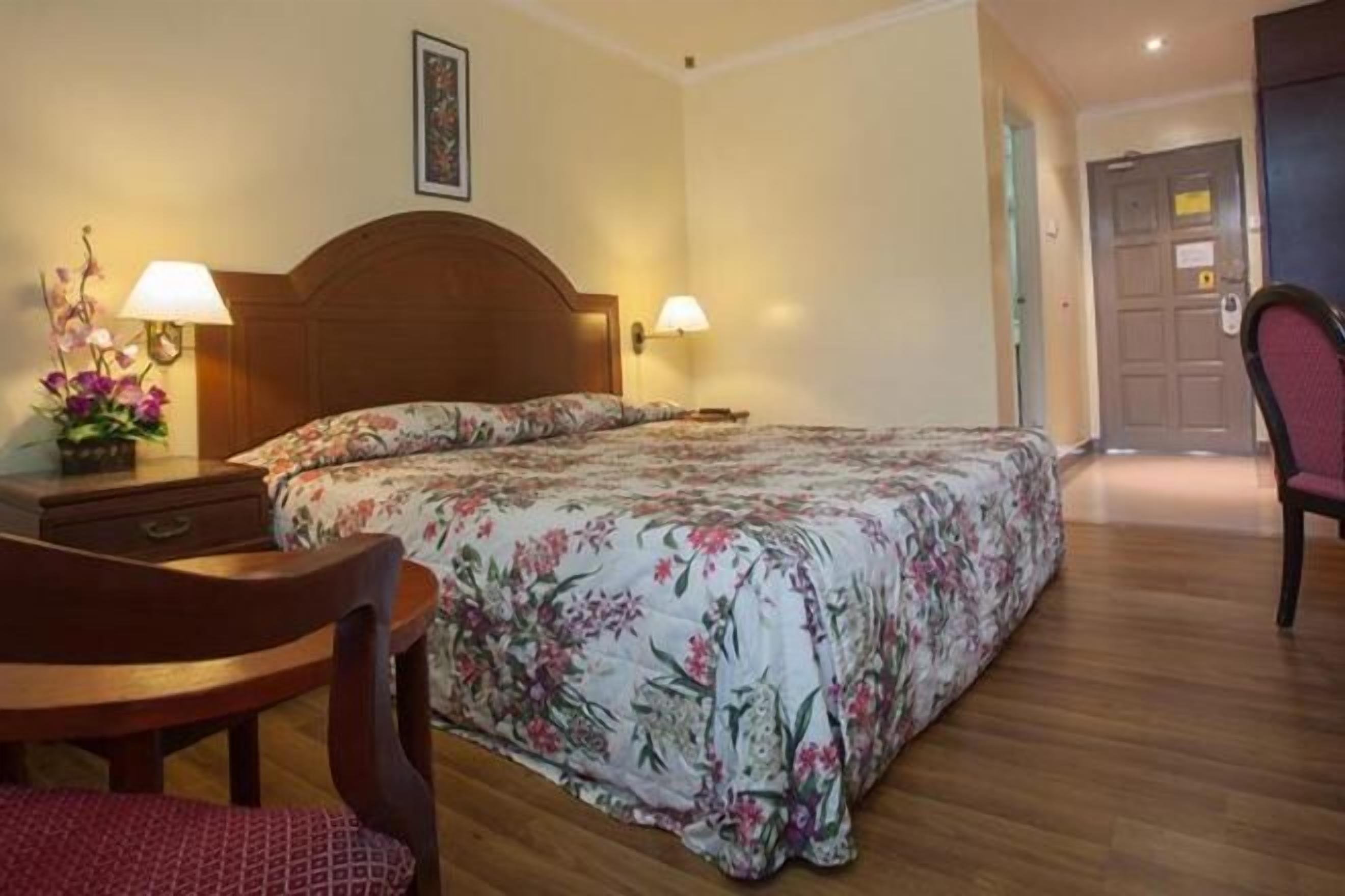 Cofre no quarto, Wi-fi grátis, roupa de cama fornecida 