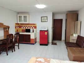 Estúdio | Escrivaninha, cortinas blackout, Wi-Fi (sobretaxa)