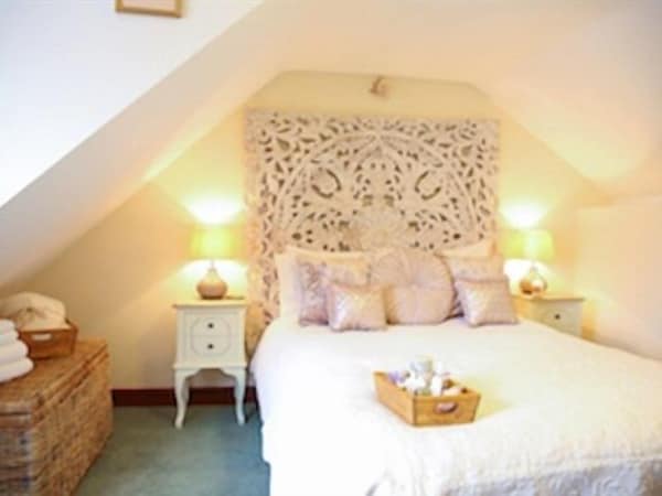 The Shepherd's Purse - Whitby