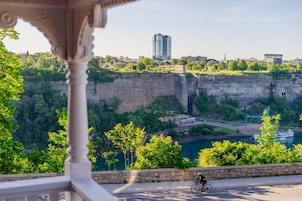 King Historic | 5 quartos, roupa de alta qualidade, edredões de penas