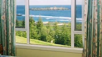 Apartamento, 2 quartos, vista para o mar | Vista do quarto