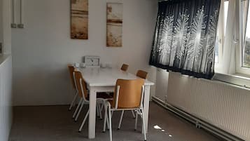 Apartamento standard, 2 quartos, vista para a cidade | Individualmente decorados, quartos à prova de som