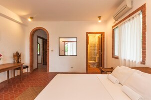 Cofres nos quartos, individualmente mobiliados