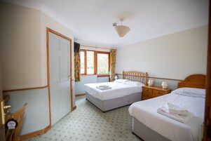 Quarto triplo standard, suíte | Parte interna