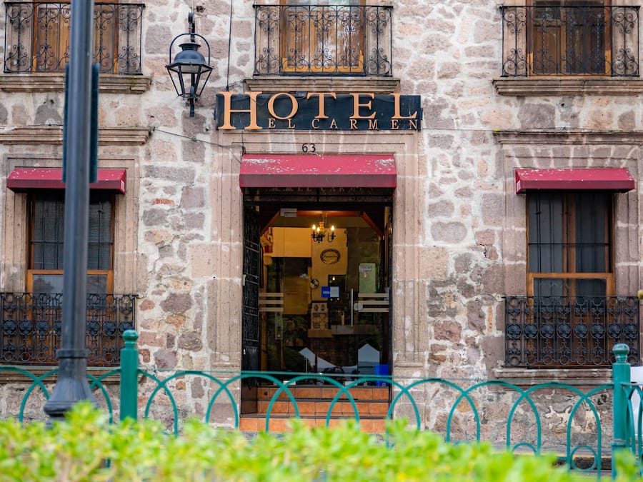 Fachada da propriedade