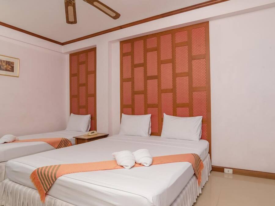 Cofres nos quartos, escrivaninha, Wi-Fi de cortesia