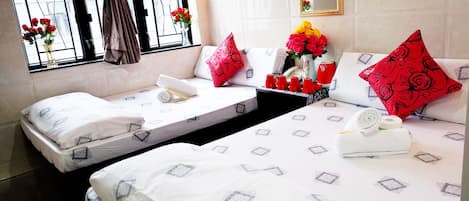 Quarto Familiar | Cofre no quarto, ferro/tábua de engomar, Wi-fi, roupa de cama fornecida