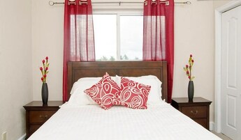 Casa de Férias | 2 quartos, camas de colchão Tempur-Pedic, com decoração personalizada 