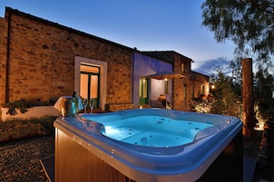 Suíte estúdio júnior | Wi-Fi de cortesia, roupa de cama