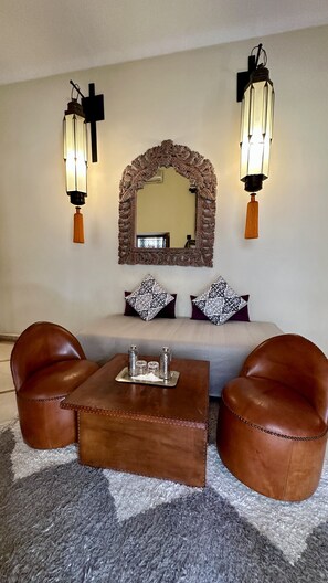 Suite | Roupa de alta qualidade, cofre no quarto