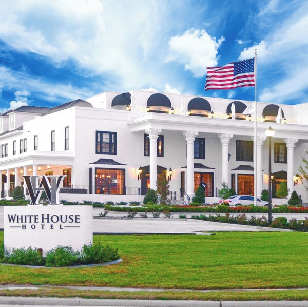 White House Hotel - Biloxi, MS