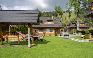 Área para churrascos e piqueniques